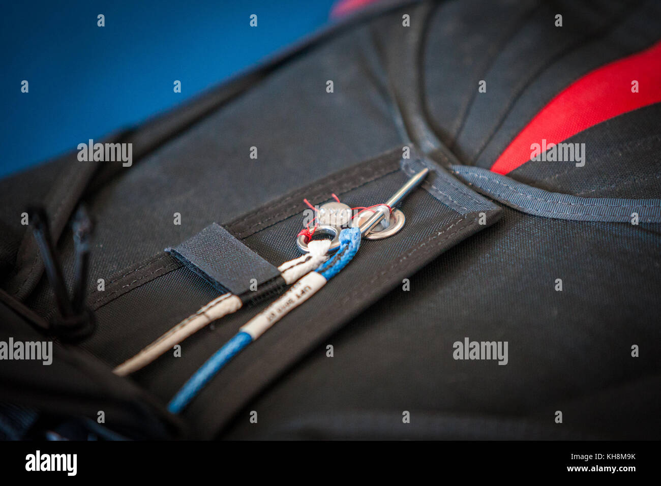 Parachute skydiving safety pin closure Stock Photo - Alamy