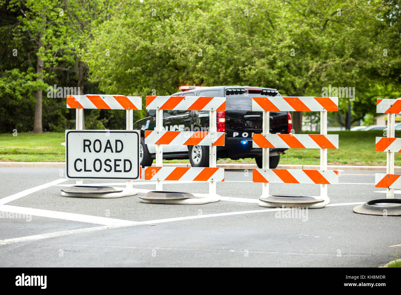 Police barrier road block hi-res stock photography and images - Alamy