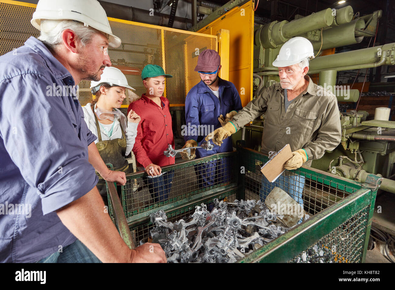 Quality control hi-res stock photography and images - Alamy