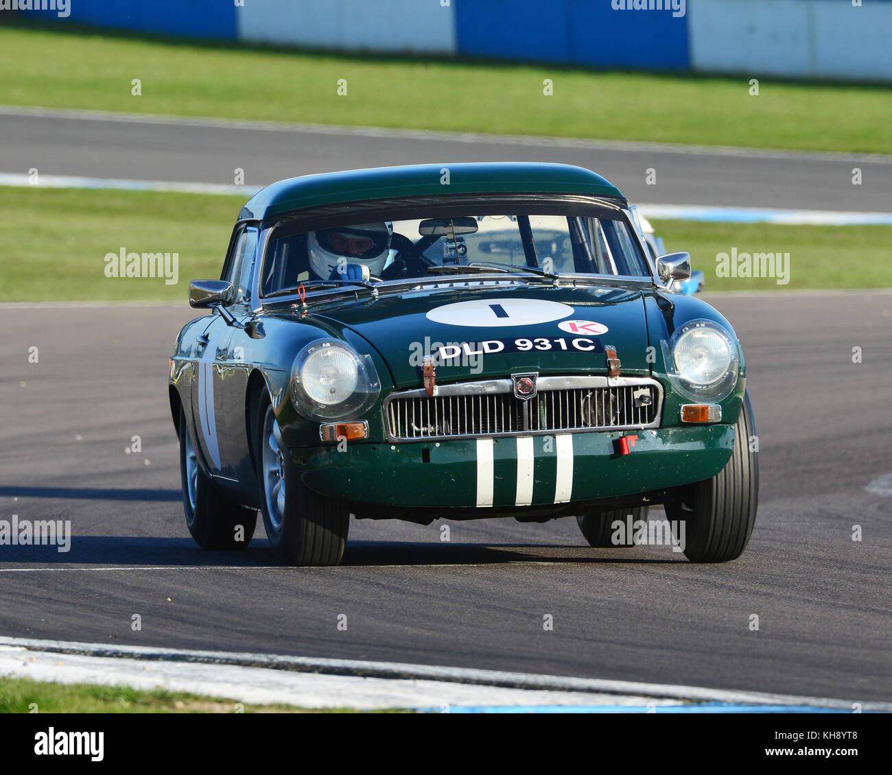 Martin Richardson, MG B, Guards Trophy, HSCC, Season Opener, Saturday ...