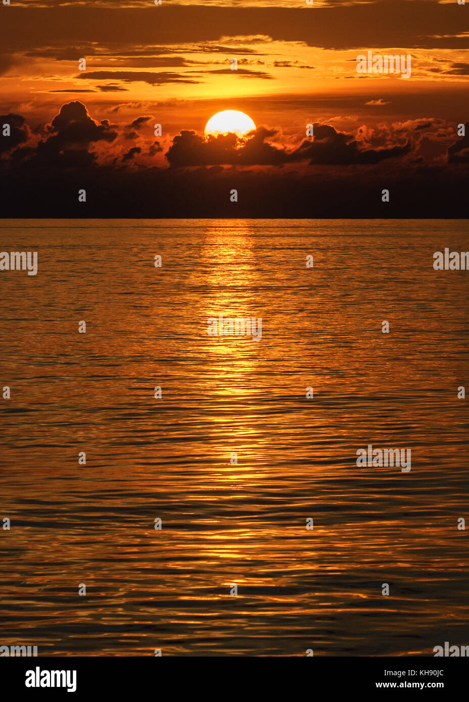 Pacific colours hi-res stock photography and images - Alamy