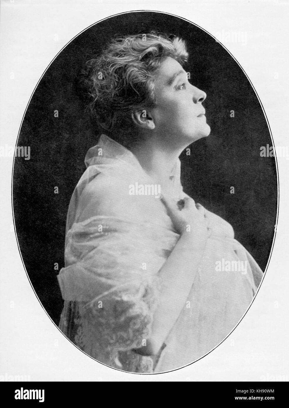 Eleonora Duse - portrait. Italian actress, 1858–1924 Stock Photo - Alamy