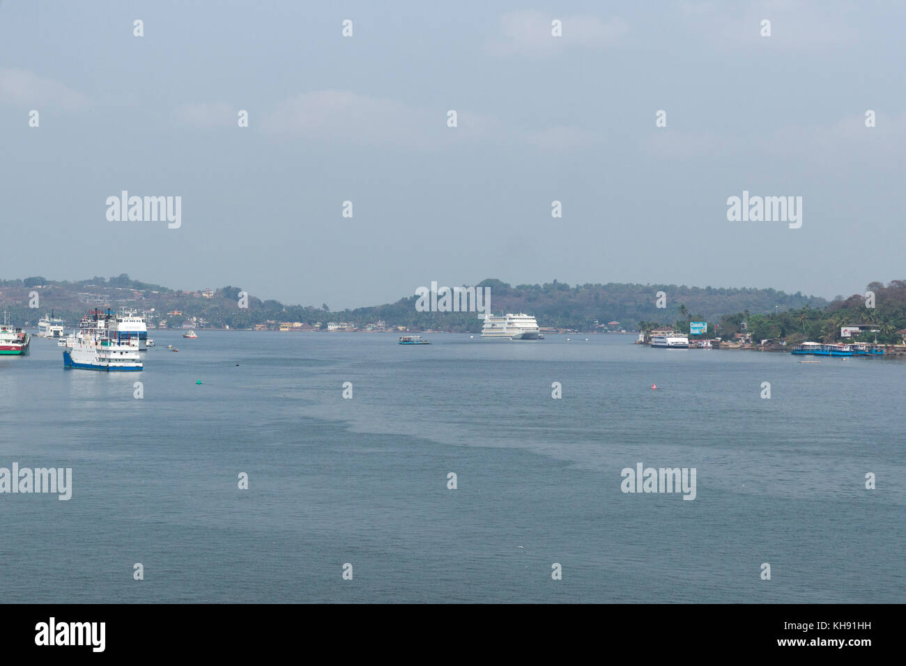 India goa panaji mandovi river hi-res stock photography and images - Alamy