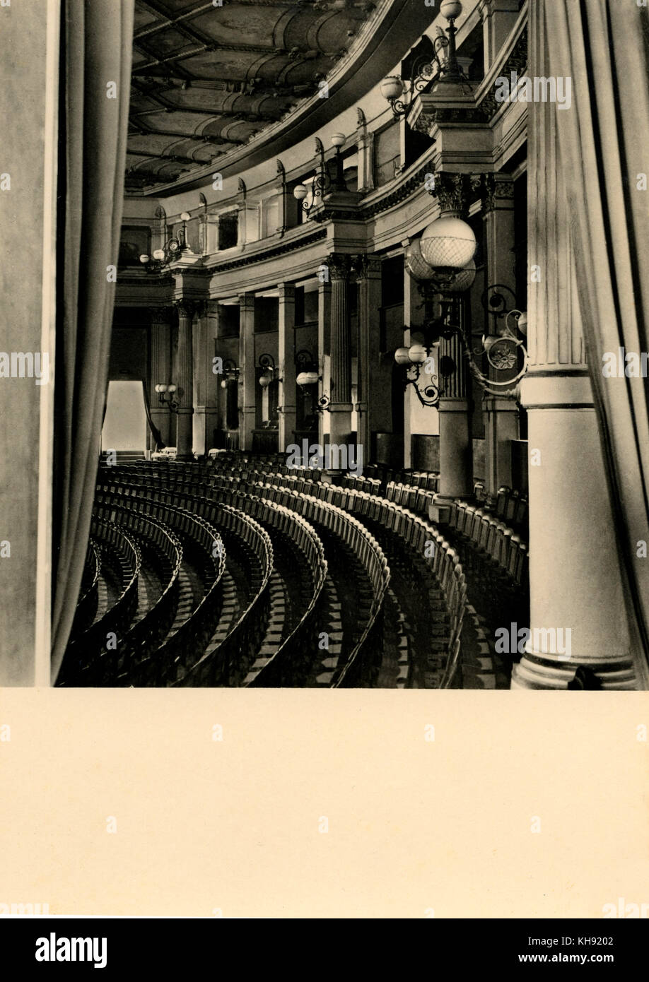 Wagner festival theatre High Resolution Stock Photography and Images ...