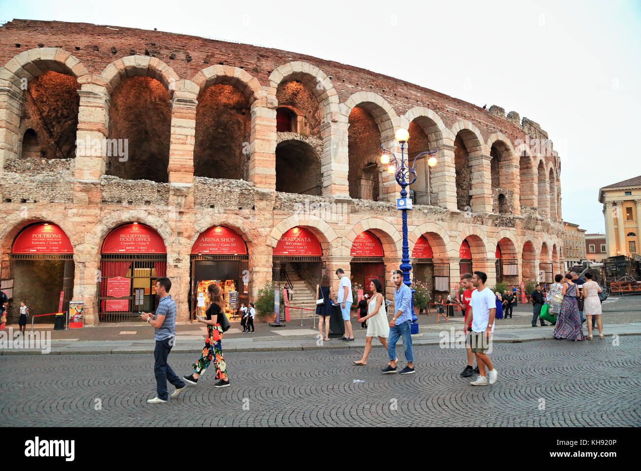 Arena di verona hi-res stock photography and images - Alamy