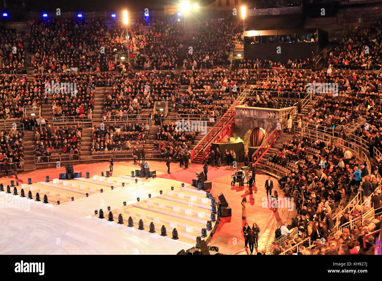 Inside the Verona Arena, Arena di Verona Stock Photo - Alamy