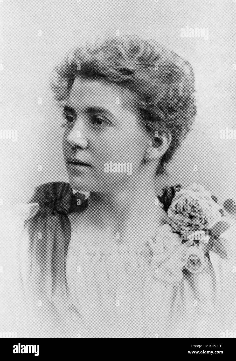 Adela Beach's Instagram, Twitter & Facebook on IDCrawl