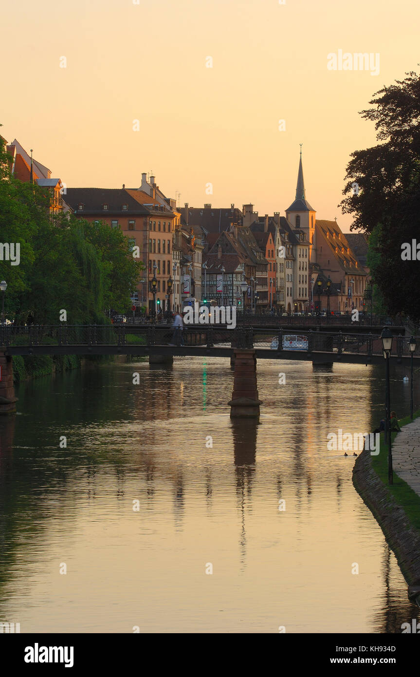 Strasbourg, Canal, UNESCO world heritage site, Alsace, Bas Rhin, France ...