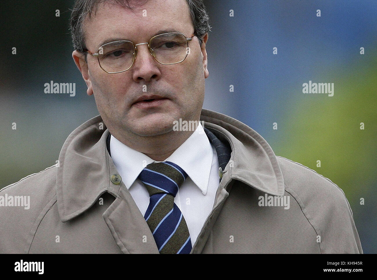 Raping hi-res stock photography and images - Alamy