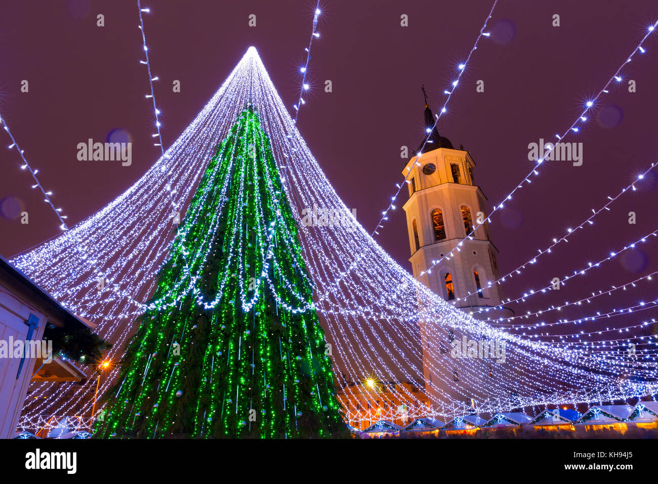 Christmas tree in Vilnius, Lithuania Stock Photo - Alamy