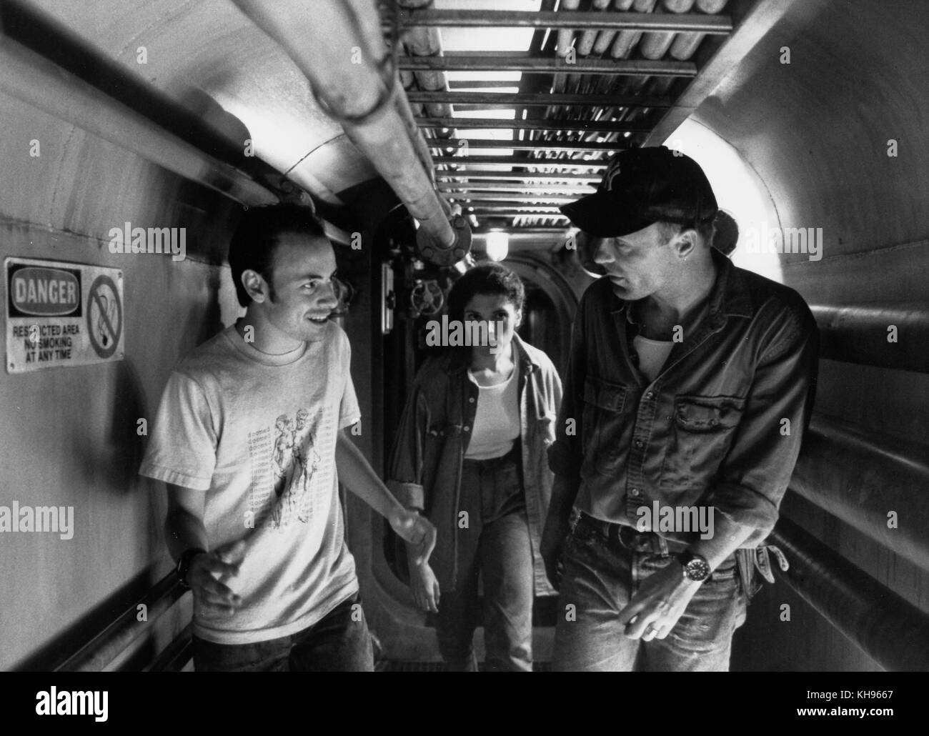 The abyss (1989), mary elizabeth hi-res stock photography and images ...