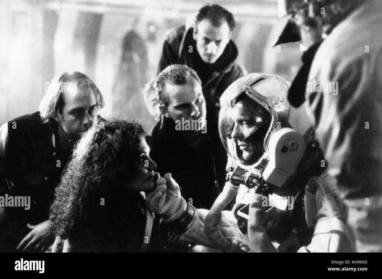 The abyss mary elizabeth mastrantonio Black and White Stock Photos ...