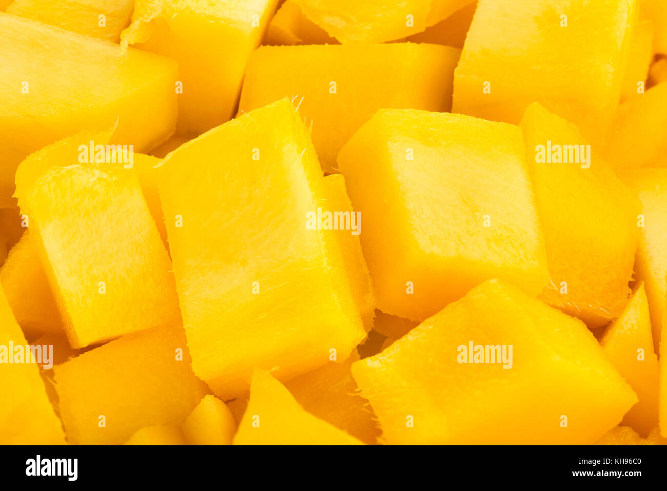 mango chunks macro closeup Stock Photo - Alamy