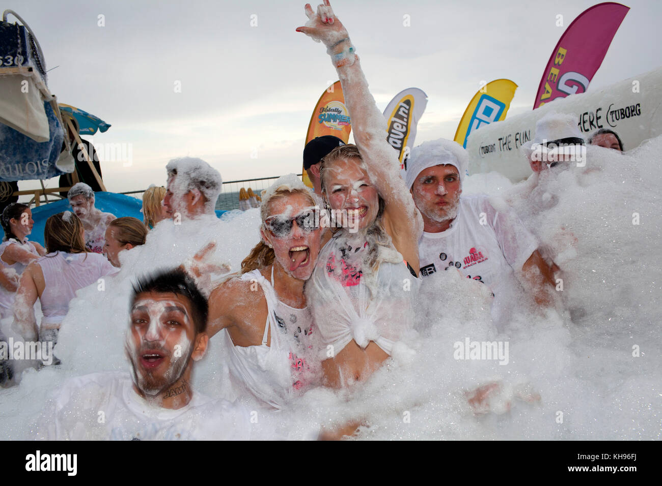Bulgaria beach young hi-res stock photography and images - Alamy
