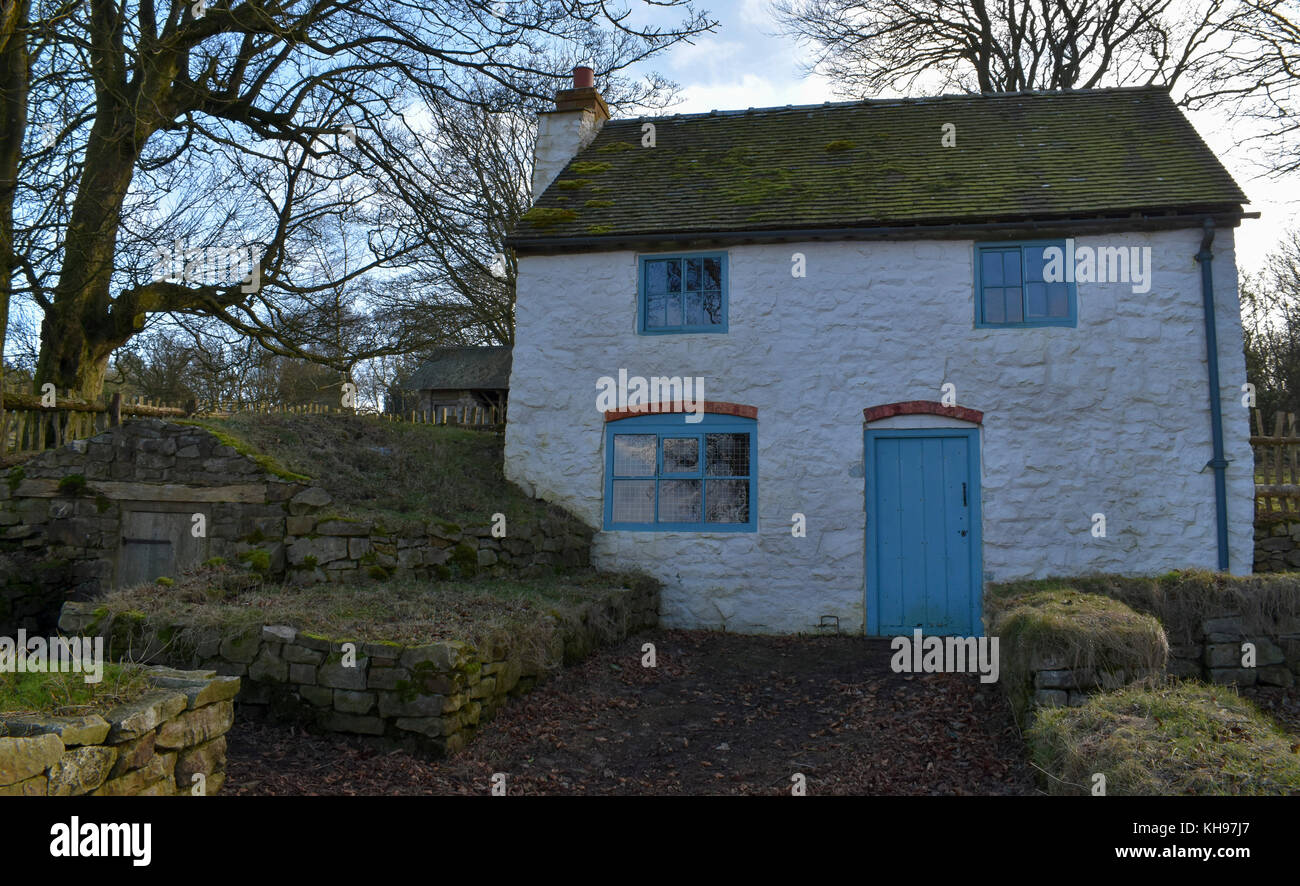 Mining cottage hi-res stock photography and images - Alamy