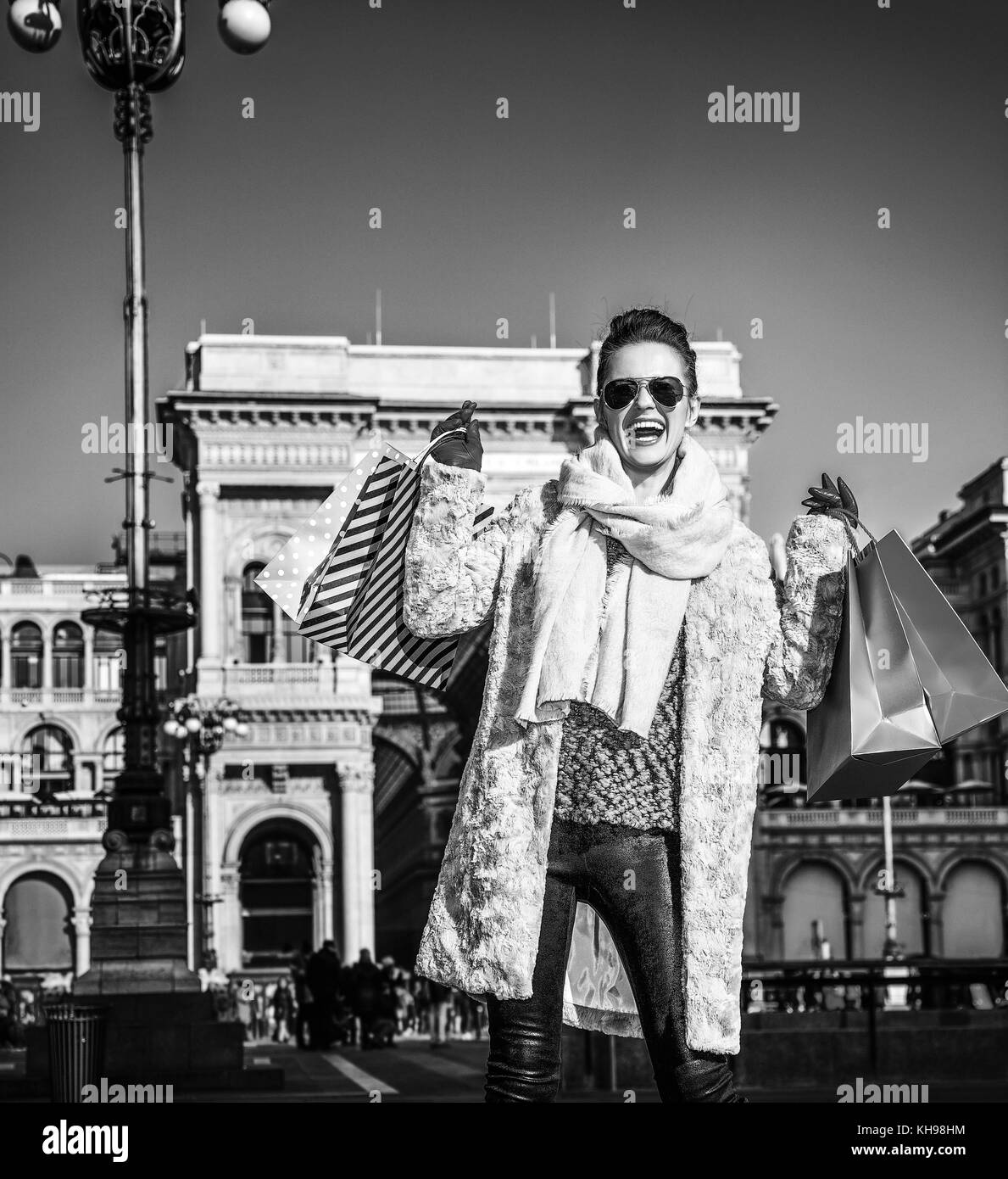 Rediscovering things everybody love in Milan. Full length portrait of ...