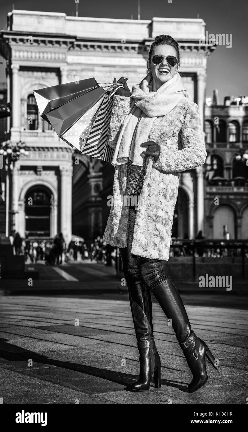 Rediscovering things everybody love in Milan. Full length portrait of ...