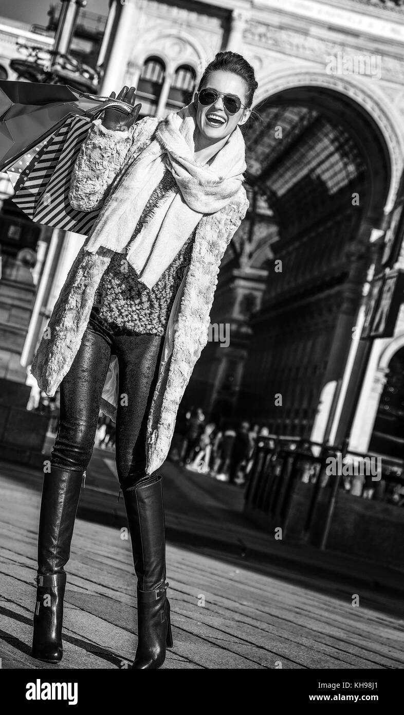Rediscovering things everybody love in Milan. Full length portrait of ...