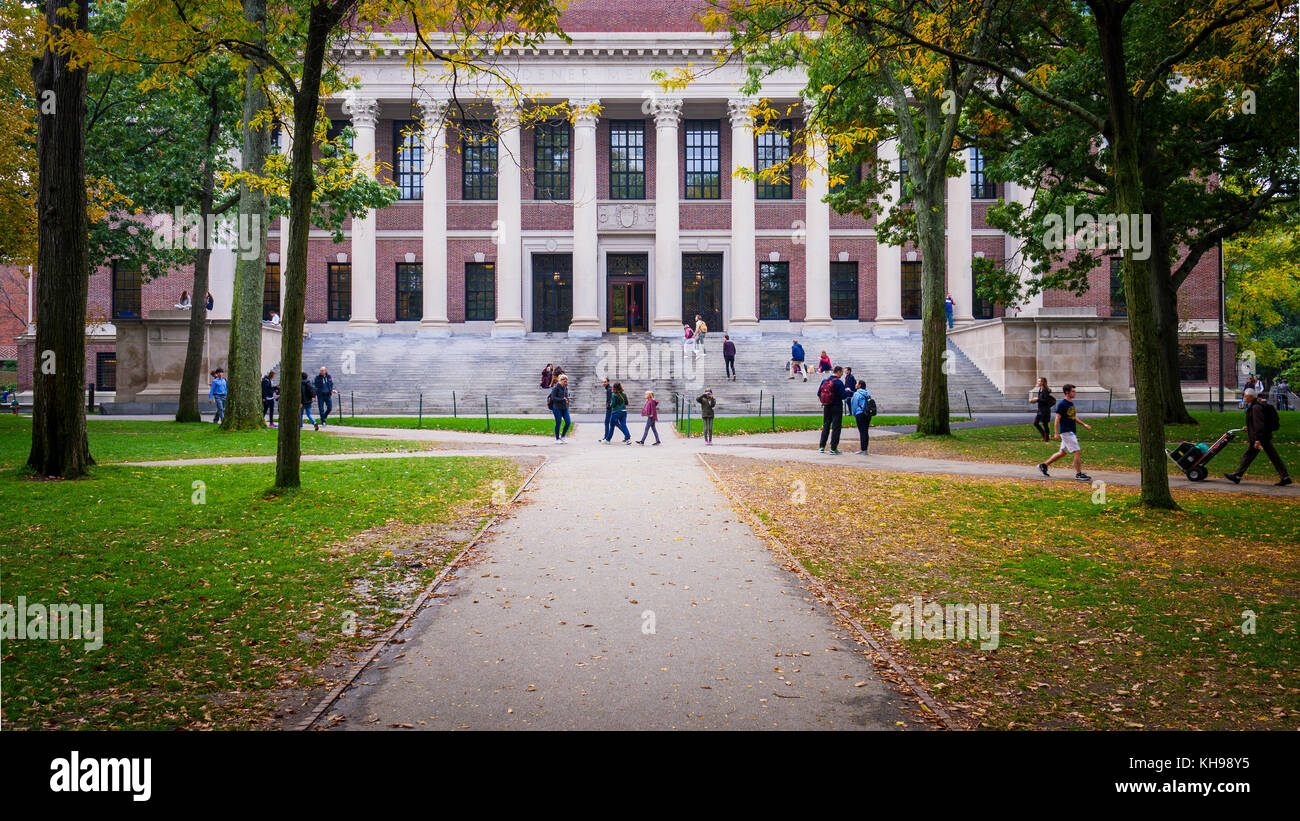 Harvard University architecture Stock Photo - Alamy