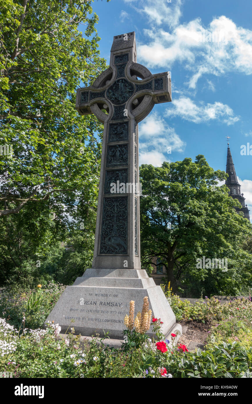 Scottish celtic cross High Resolution Stock Photography and Images - Alamy