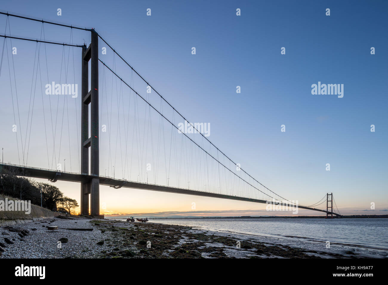 Humber Bridge Sunrise Hull Uk High Resolution Stock Photography and ...