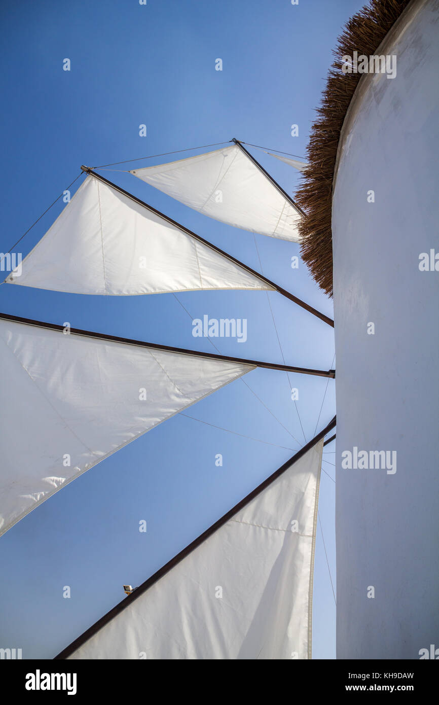 Triangular sail hi-res stock photography and images - Alamy