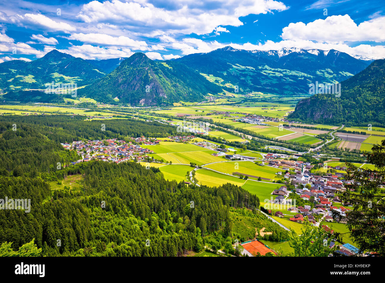 Town view with inn valley hi-res stock photography and images - Alamy