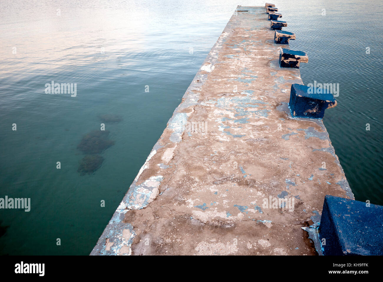 pavement of cement through the sea Stock Photo - Alamy