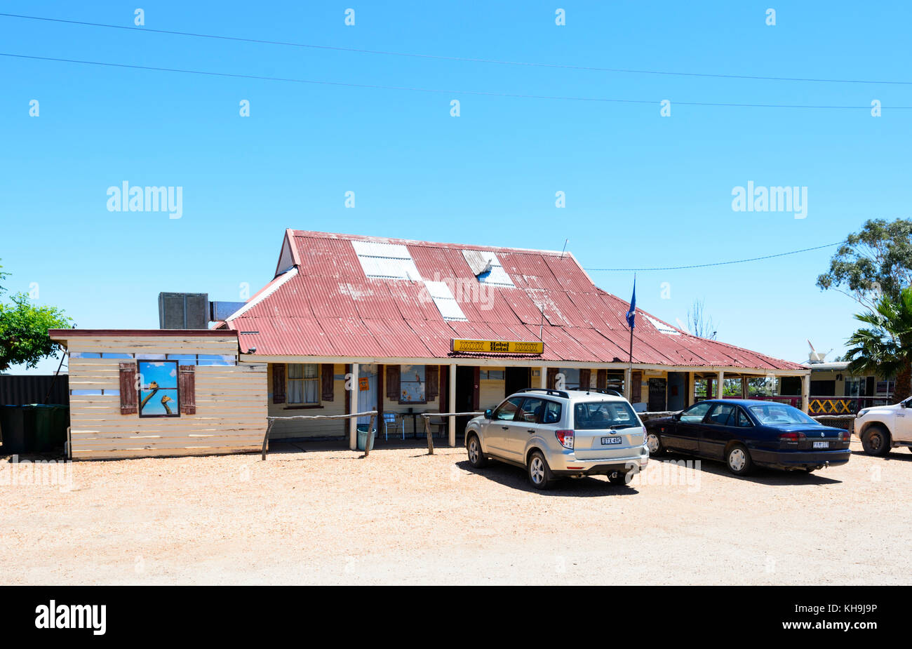 The iconic Hebel Hotel is a historic Outback pub, Hebel, South West ...