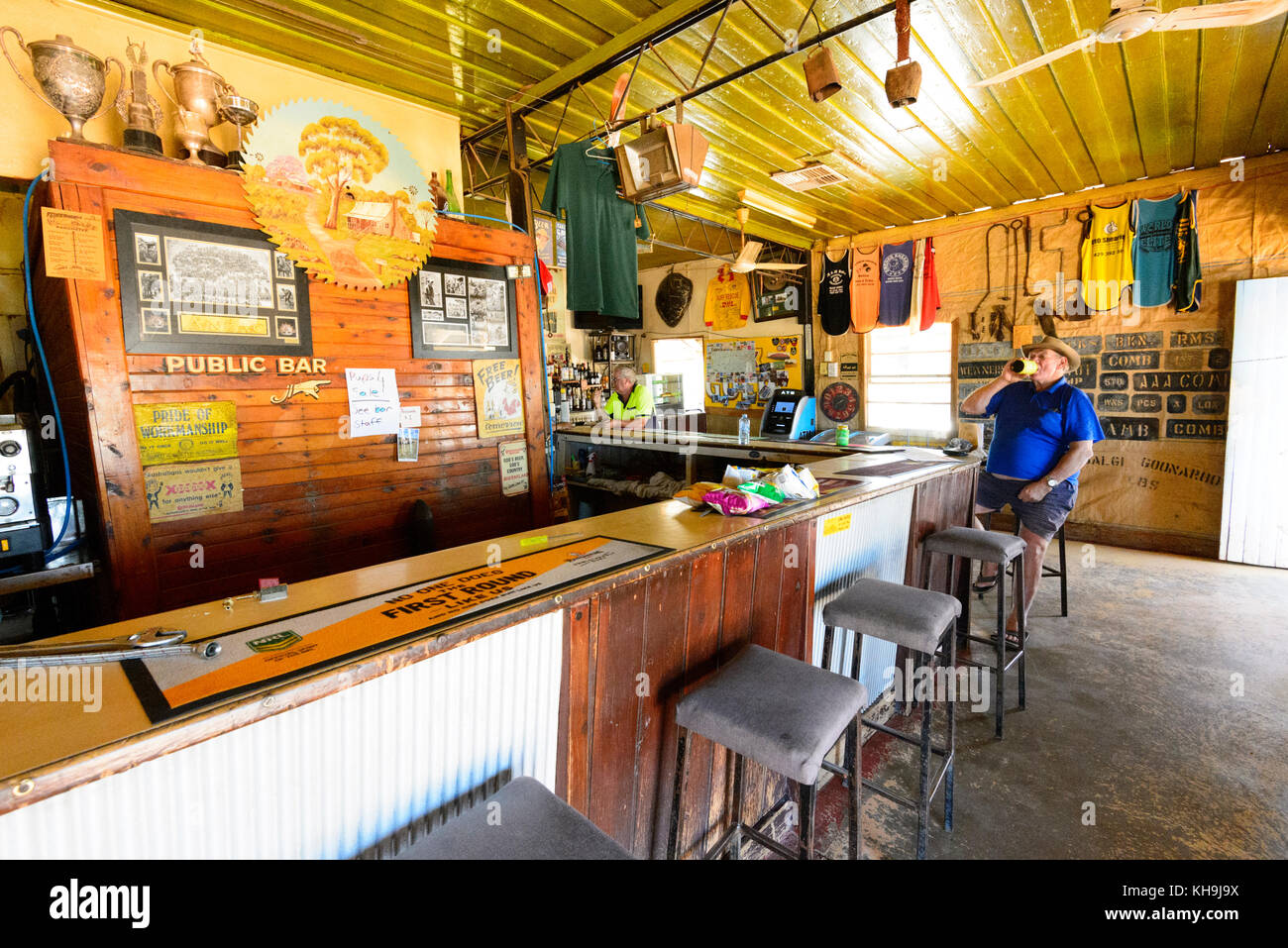 Bar bars pub counter customers hi-res stock photography and images - Alamy