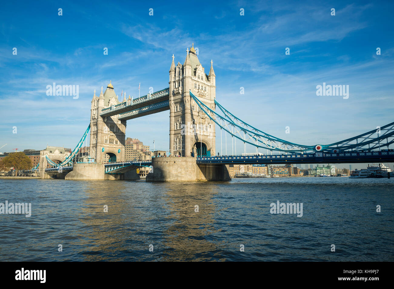 Scenic landscape view of Tower Bridge standing tall in afternoon light ...