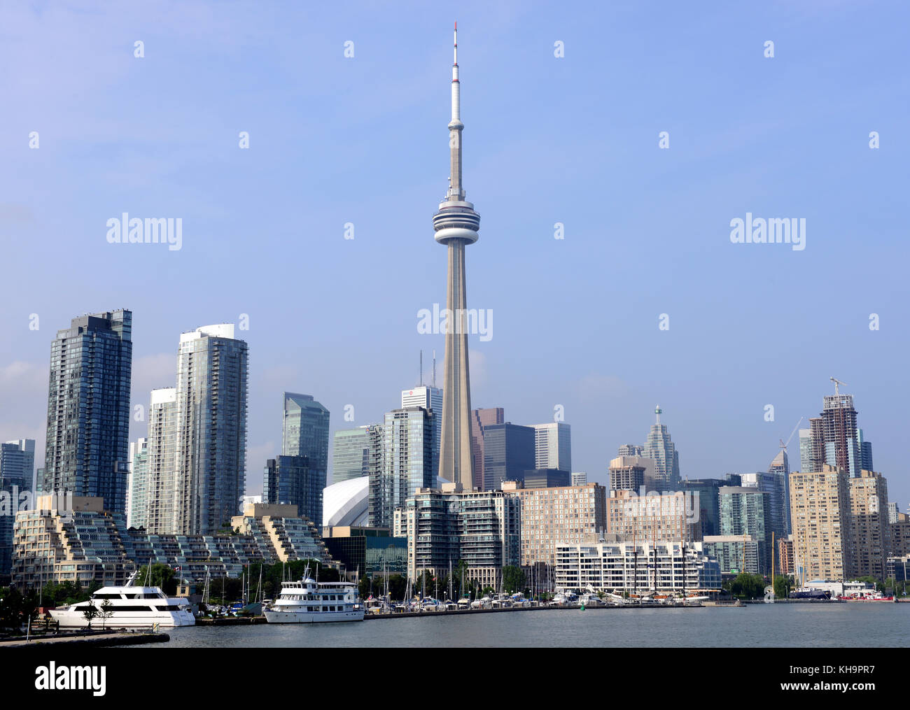 New York and Toronto Stock Photo - Alamy