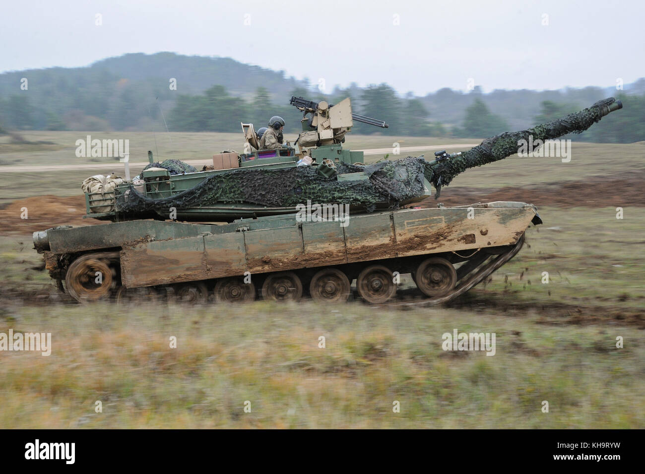 M1A2 SEPv2 Abrams Main Battle Tank Stock Photo - Alamy