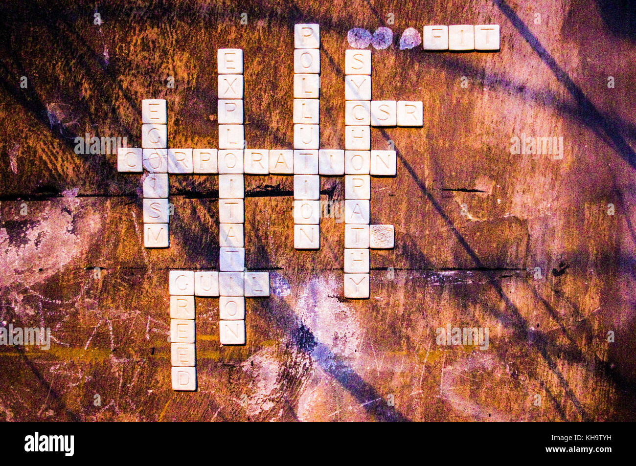 economic jigsaw puzzle Stock Photo - Alamy