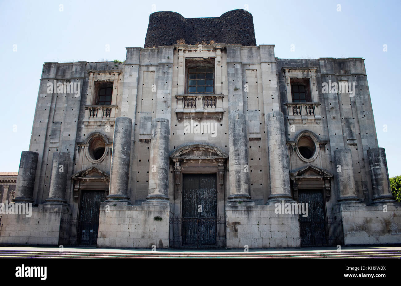 Saint nicholas arena hi-res stock photography and images - Alamy