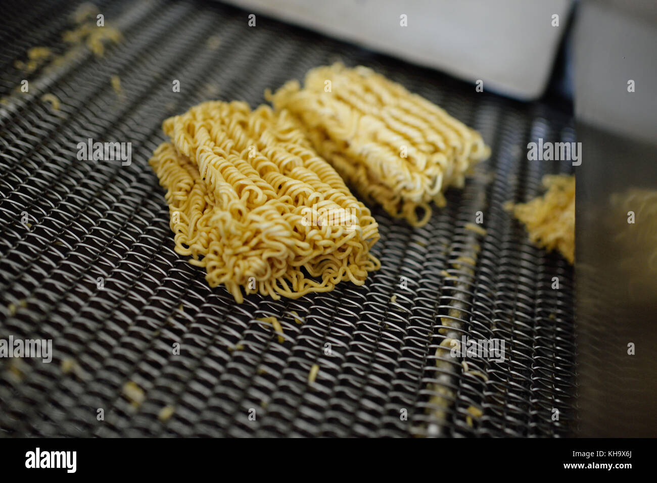production of instant noodles Stock Photo - Alamy