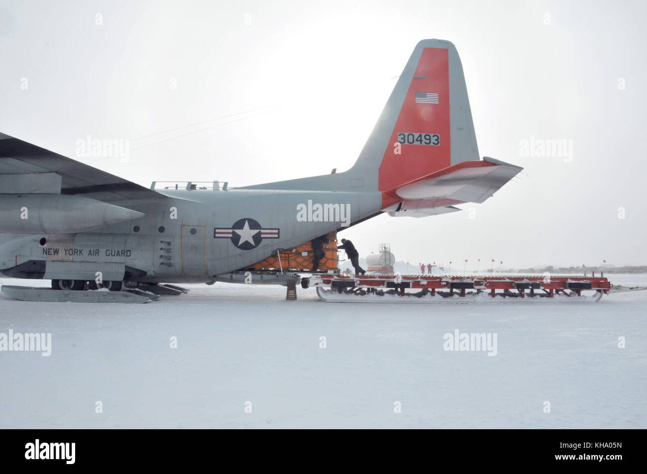 Deep freeze loads hi-res stock photography and images - Alamy