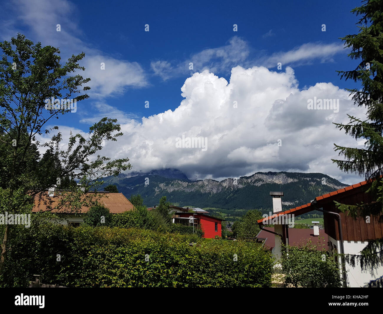Nimbostratus hi-res stock photography and images - Alamy