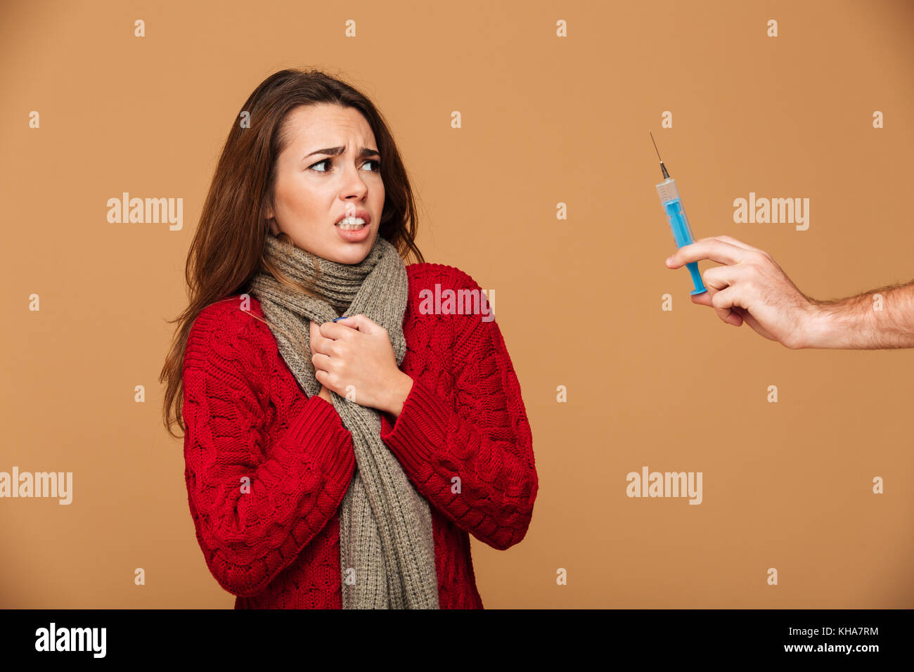 Injection afraid hi-res stock photography and images - Alamy
