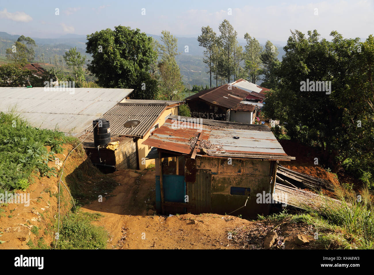 Shanty houses hi-res stock photography and images - Alamy