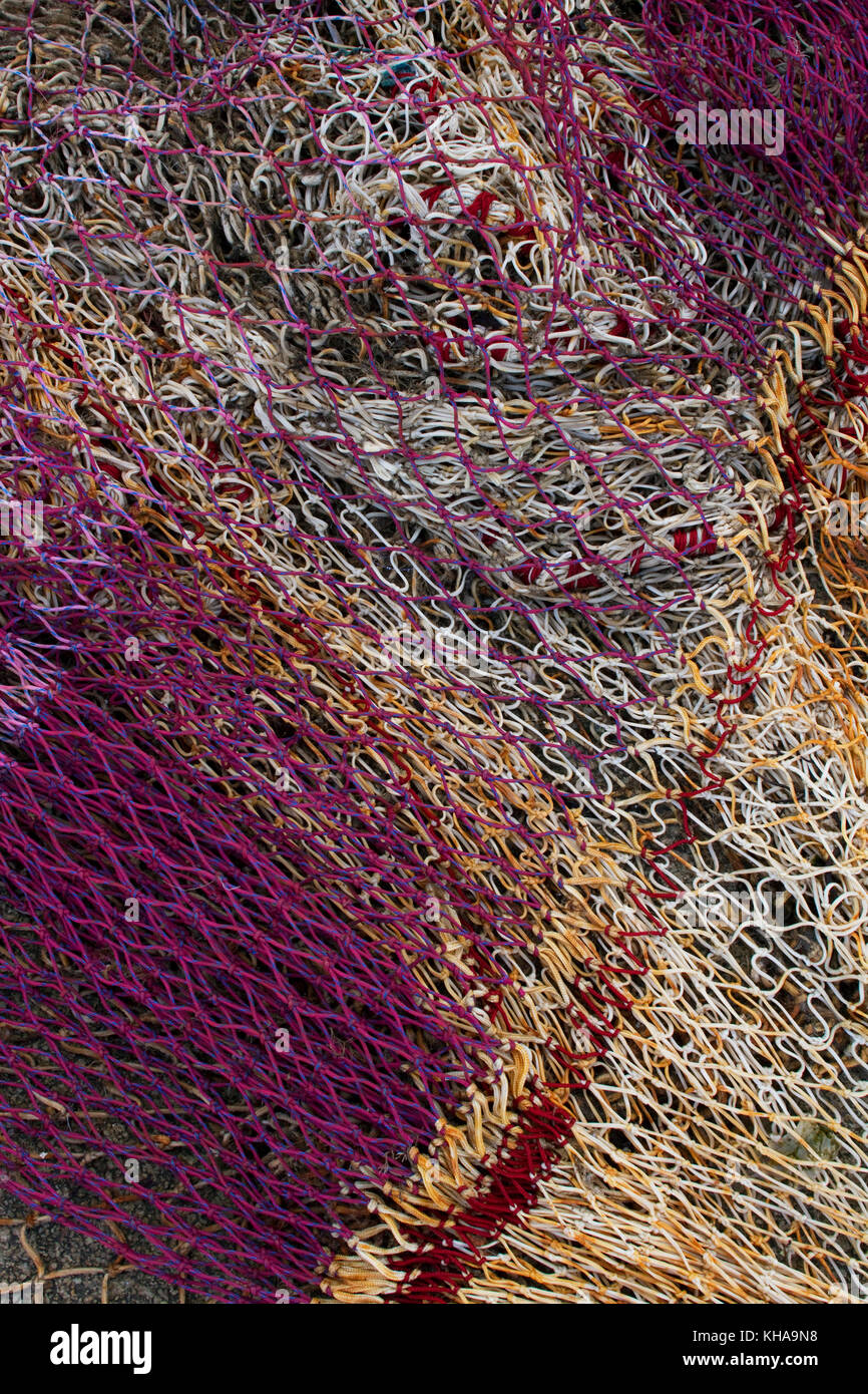 Knitting fishing net hi-res stock photography and images - Alamy