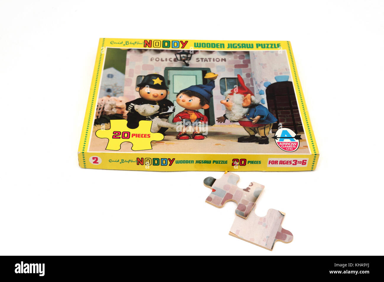 Noddy Wooden Jigsaw Puzzle Stock Photo - Alamy