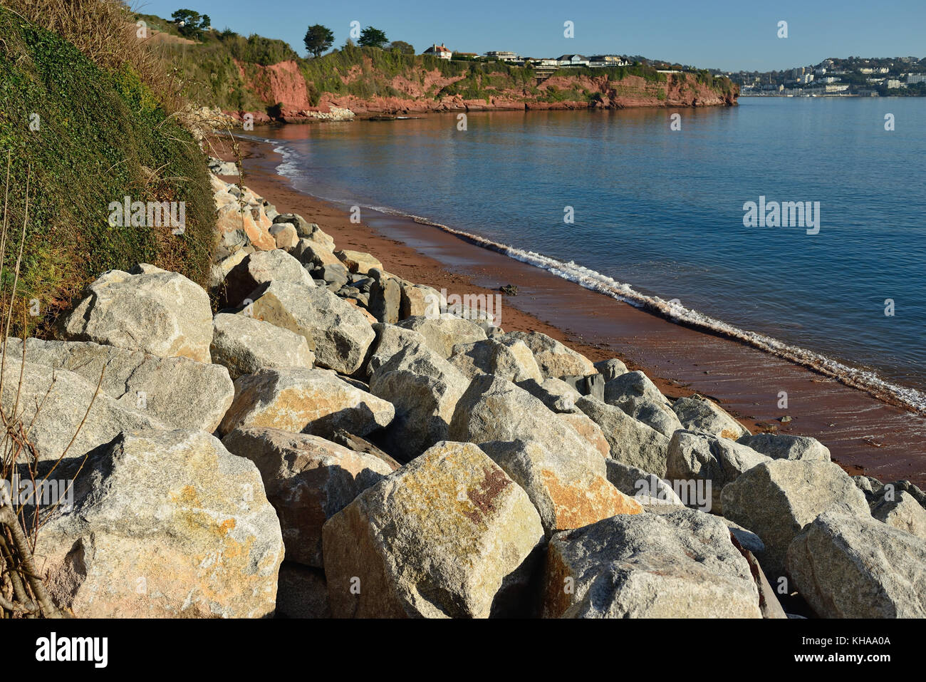 Rock boulder barrier hi-res stock photography and images - Alamy