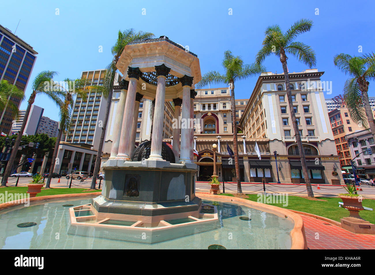 USA, California, San Diego. Historic town centre. Horton Plaza Stock ...