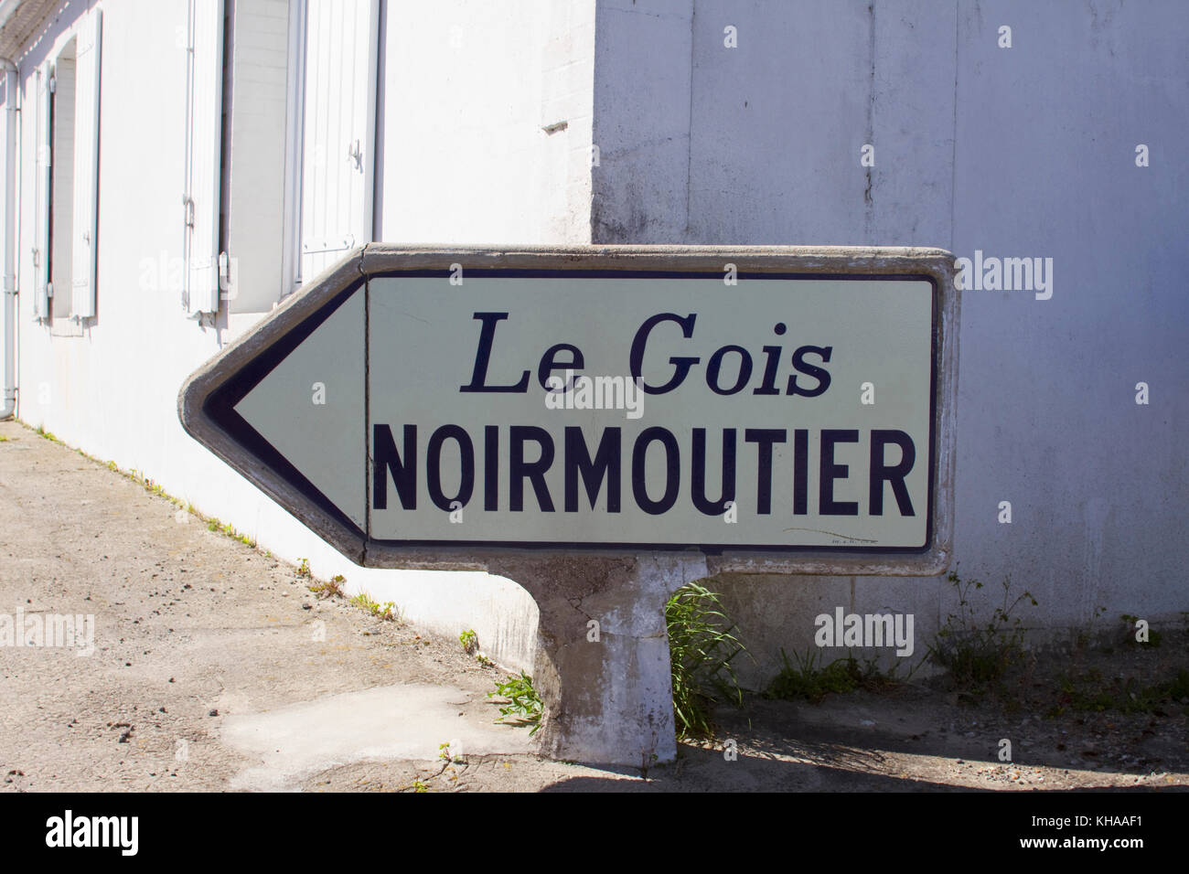 France, Vendee, indicator panel "Le Gois", passable road Stock Photo ...