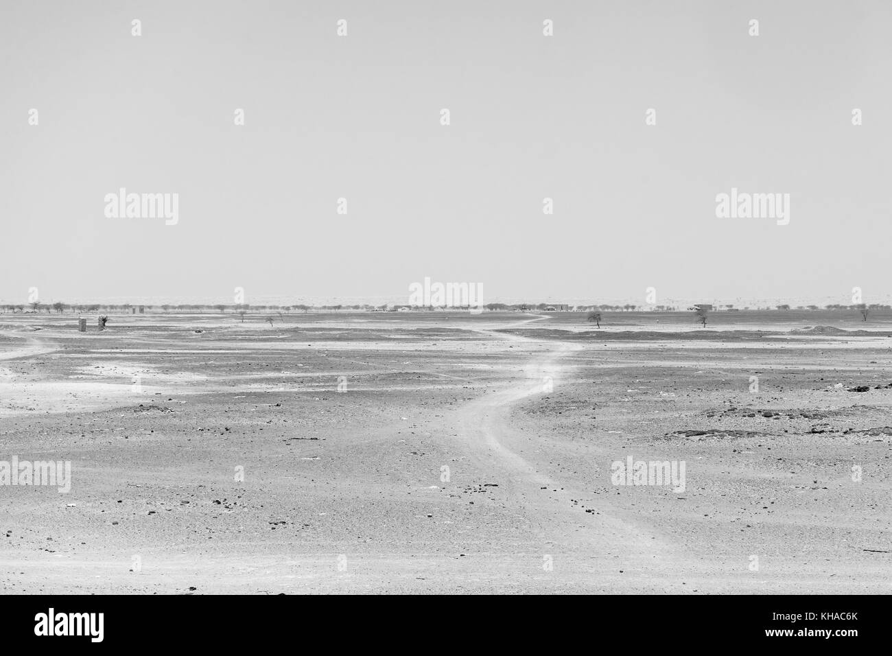 Desert simplicity Black and White Stock Photos & Images - Alamy