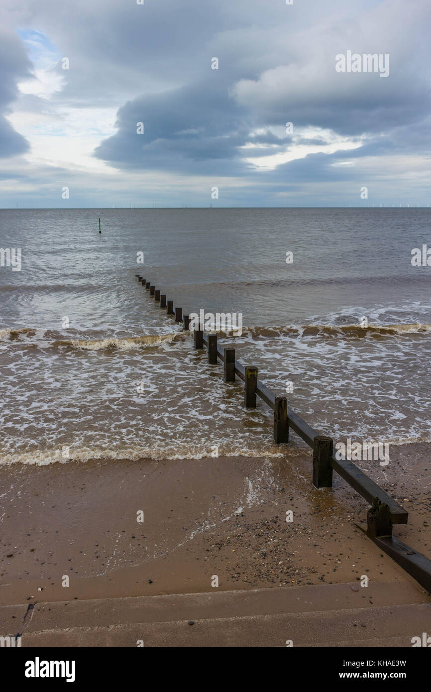 Coastal defence structure hi-res stock photography and images - Alamy