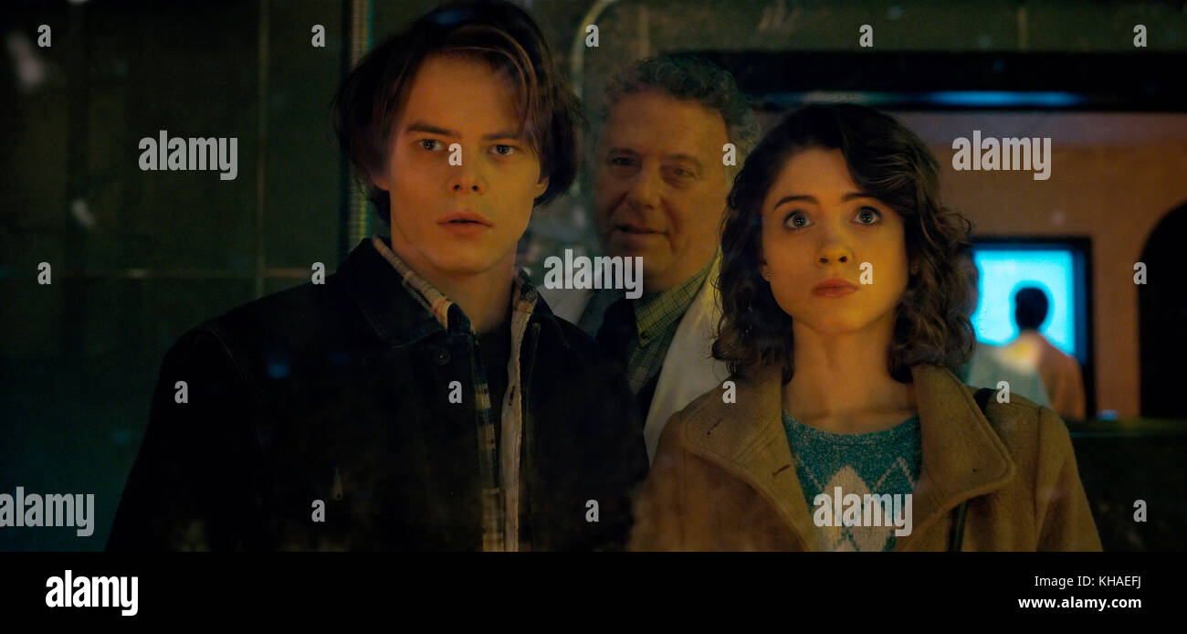 STRANGER THINGS, l-r: Charlie Heaton, Paul Reiser, Natalia Dyer in ...