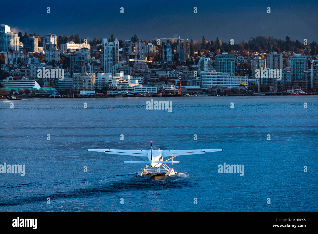 Float plane, Burrard Inlet, Vancouver, British Columbia, Canada Stock ...