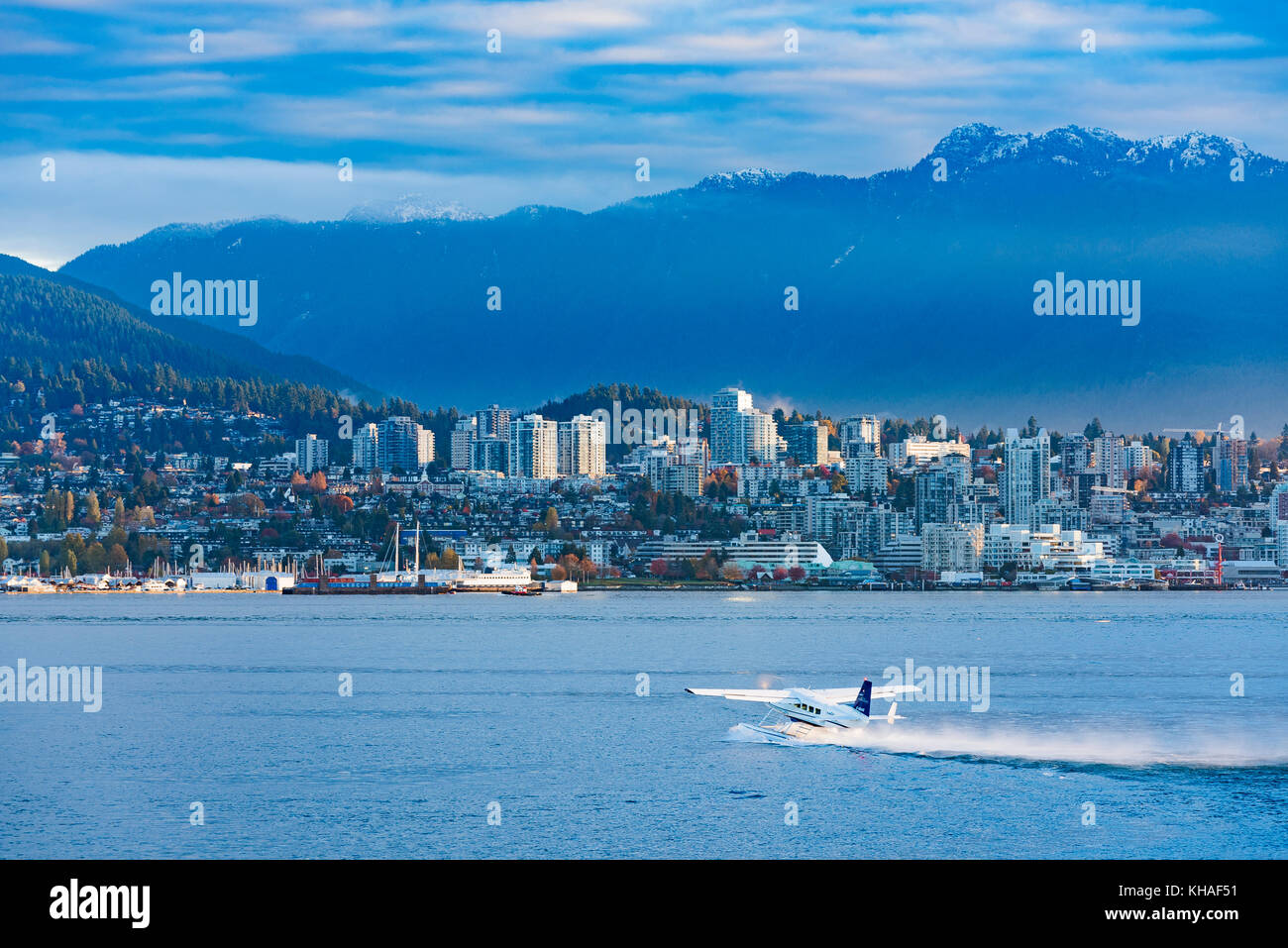 Float plane, Burrard Inlet, Vancouver, British Columbia, Canada Stock ...